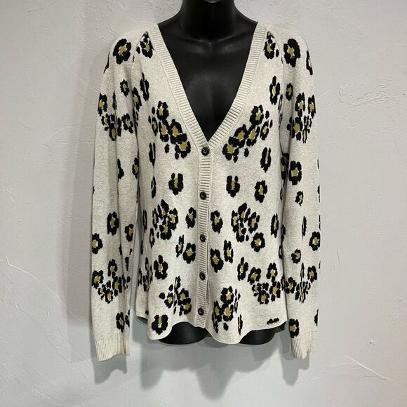 CAbi | Sweaters | Cabi Snow Leopard Animal Print S Small Cardigan ...